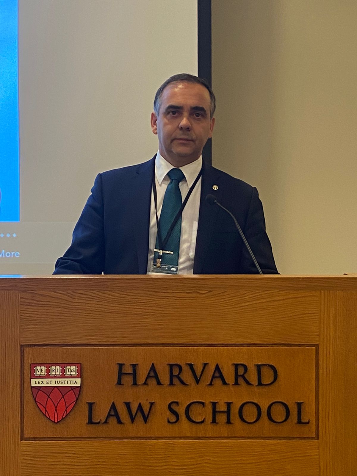 Professor de Direito da UCP participa de congresso em Harvard, nos EUA ...